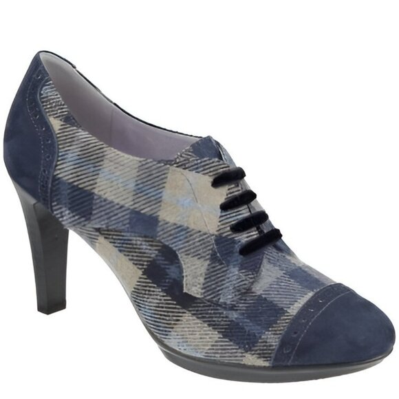 Johnston & Murphy | Shoes | Johnston Murphy Tan Blue Plaid Wing Tip Cap ...